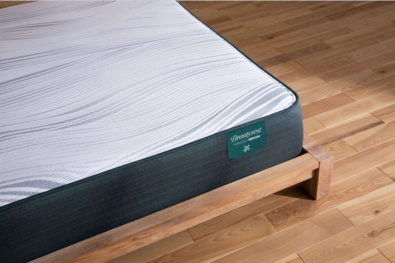 Beautyrest Harmony Hybrid - Mattress Reviews | GoodBed.com