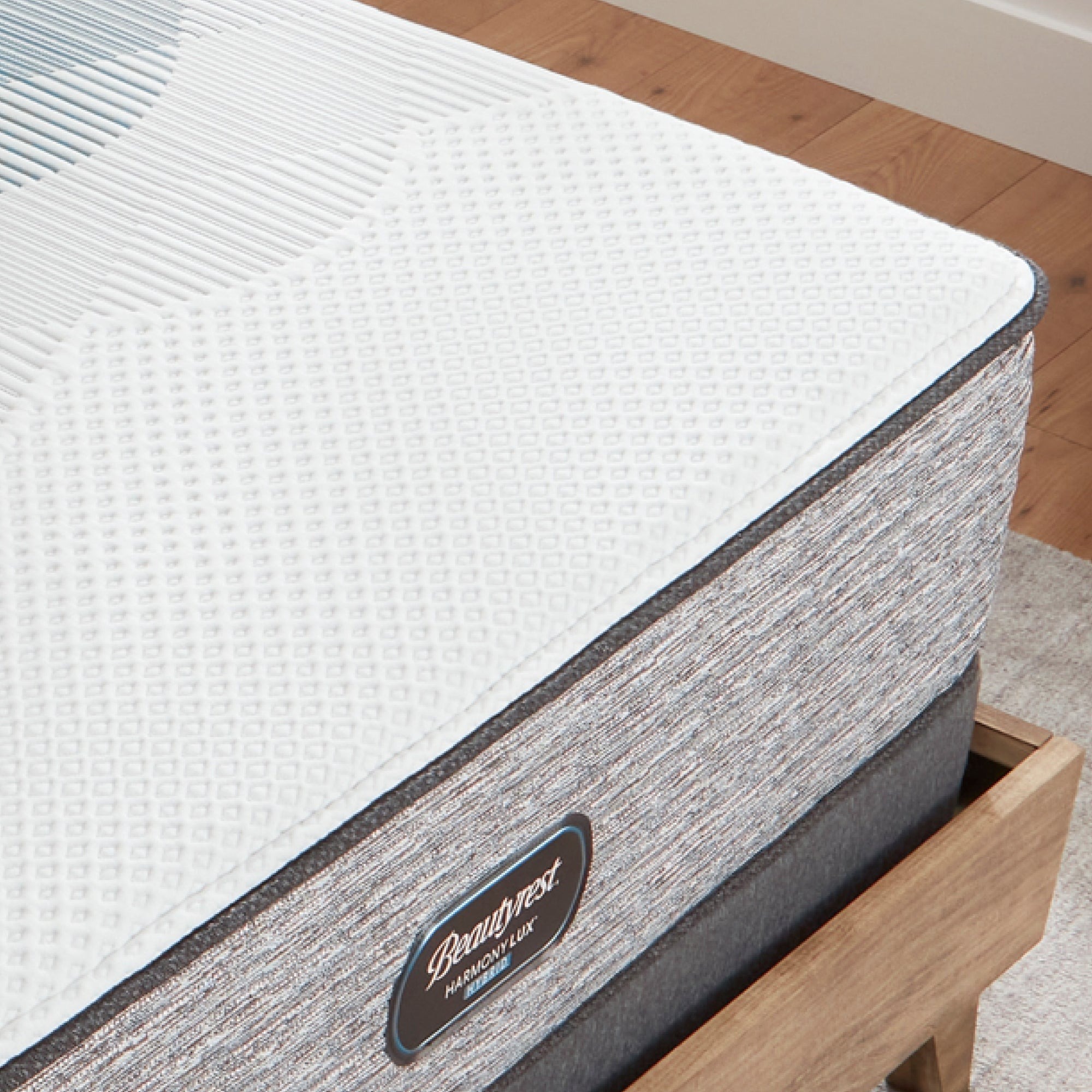Beautyrest Harmony Lux Hybrid (2021-2023) - Mattress Reviews | GoodBed.com