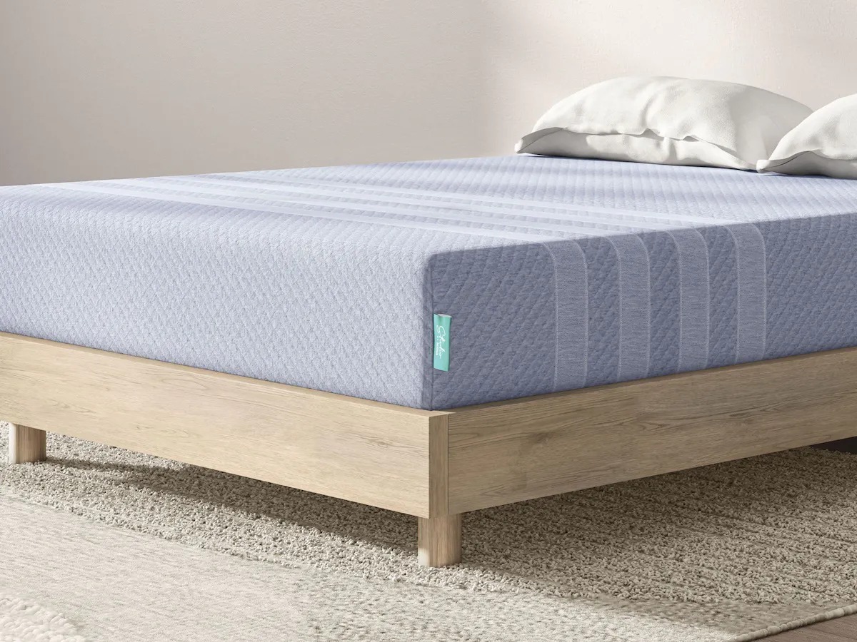 Leesa Studio Mattress - Our Honest Breakdown | GoodBed